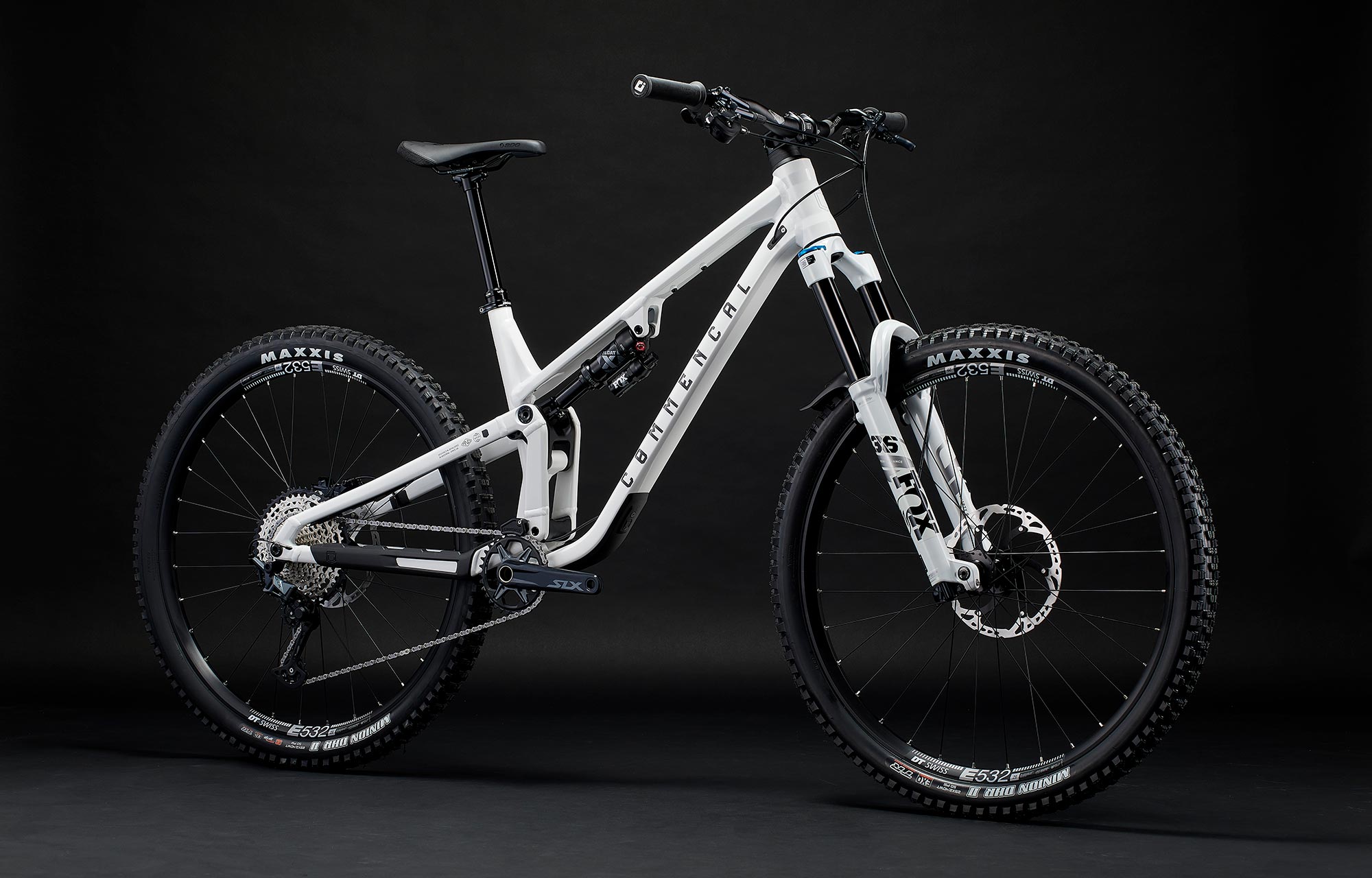 COMMENCAL | COMMENCAL META V5 ESSENTIAL PURE WHITE