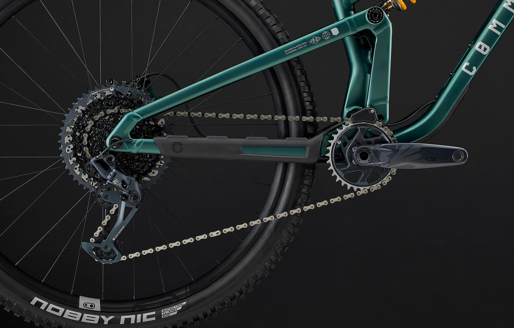 COMMENCAL | COMMENCAL META V5 OHLINS EDITION METALLIC GREEN