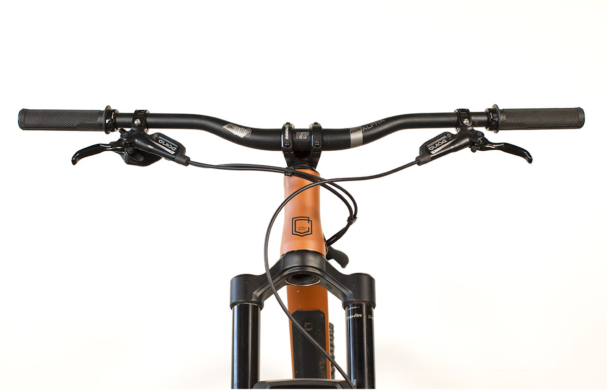 COMMENCAL | COMMENCAL CLASH RIDE PARK EDITION (XL)