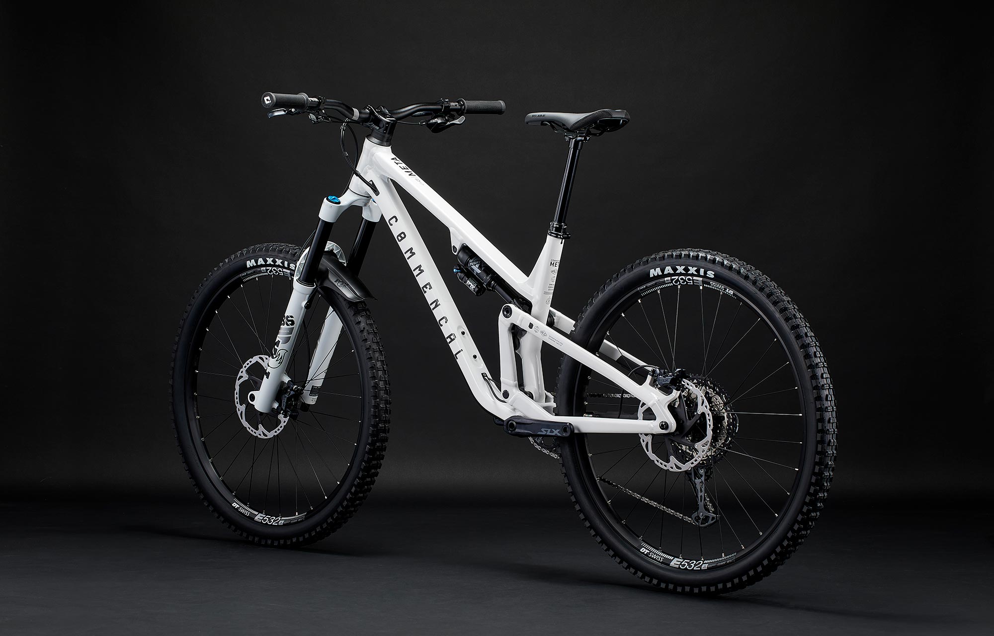COMMENCAL | COMMENCAL META V5 ESSENTIAL PURE WHITE