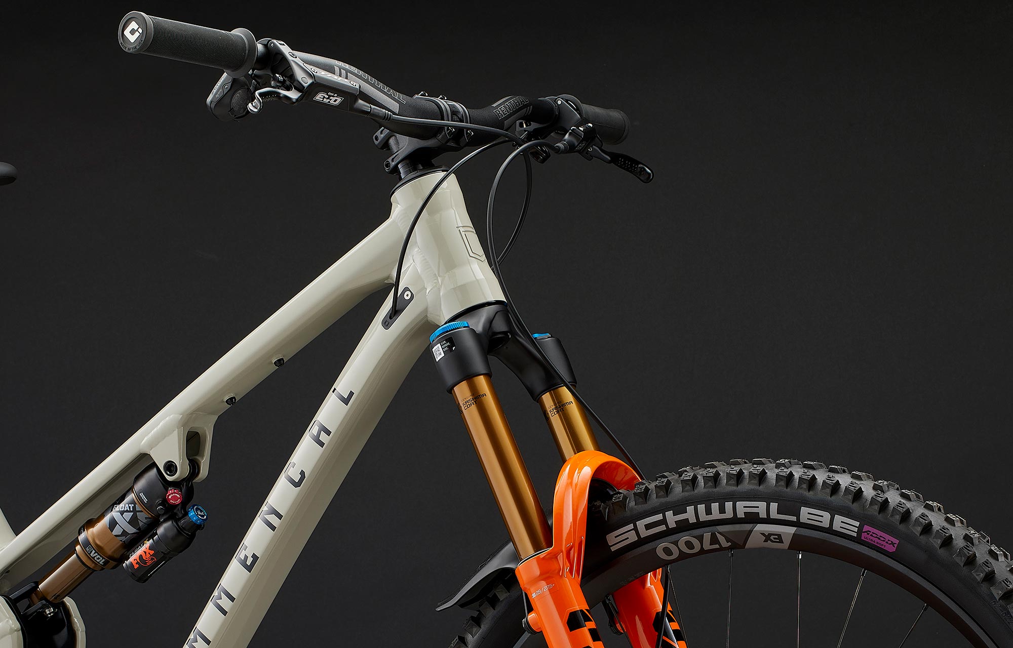 COMMENCAL | COMMENCAL META V5 T-TYPE CHALK